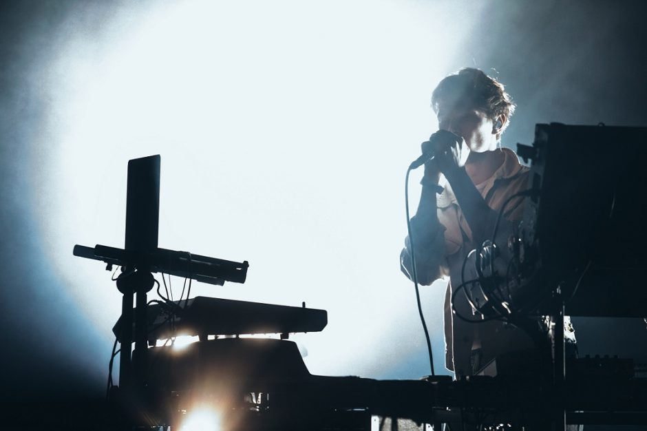 David August Sways El Rey Theater in Los Angeles